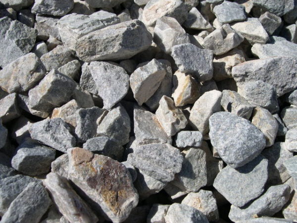 Large Stone Gravel – Maple Row Farm